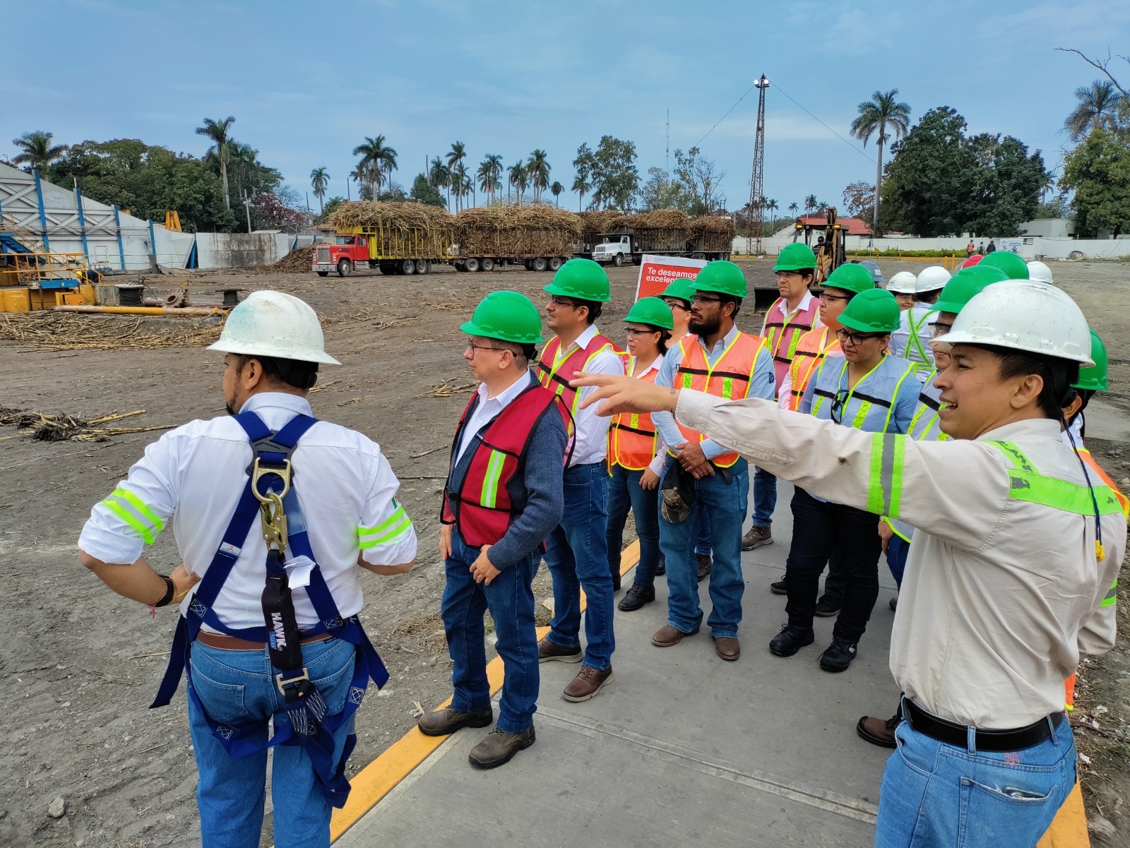 Visitan maestros y directivos del Instituto Tecnológico Superior de El ...